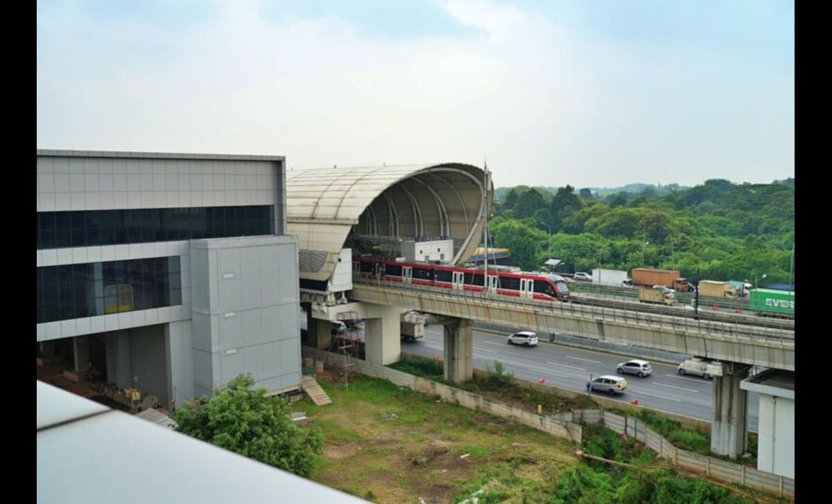 LRT Jabodebek Uji Coba Layanan Penitipan Barang di Stasiun Halim untuk ...