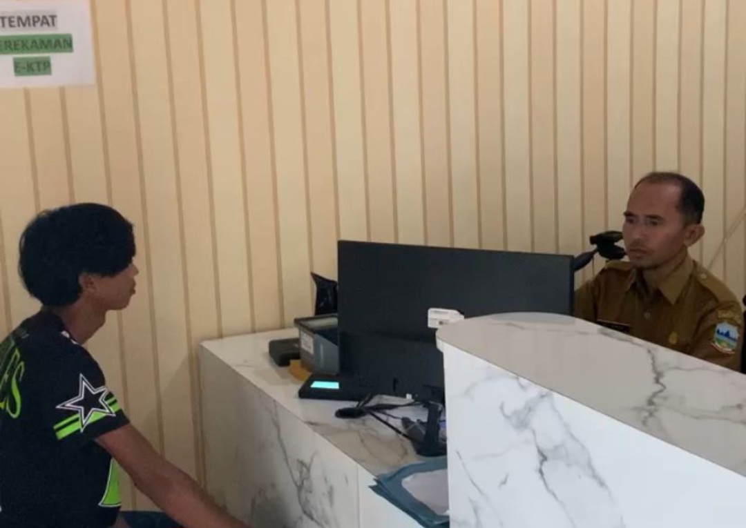 Tak Perlu ke Pusat Kota, Cetak e-KTP di Wanaraja Cuma 5 Menit ...